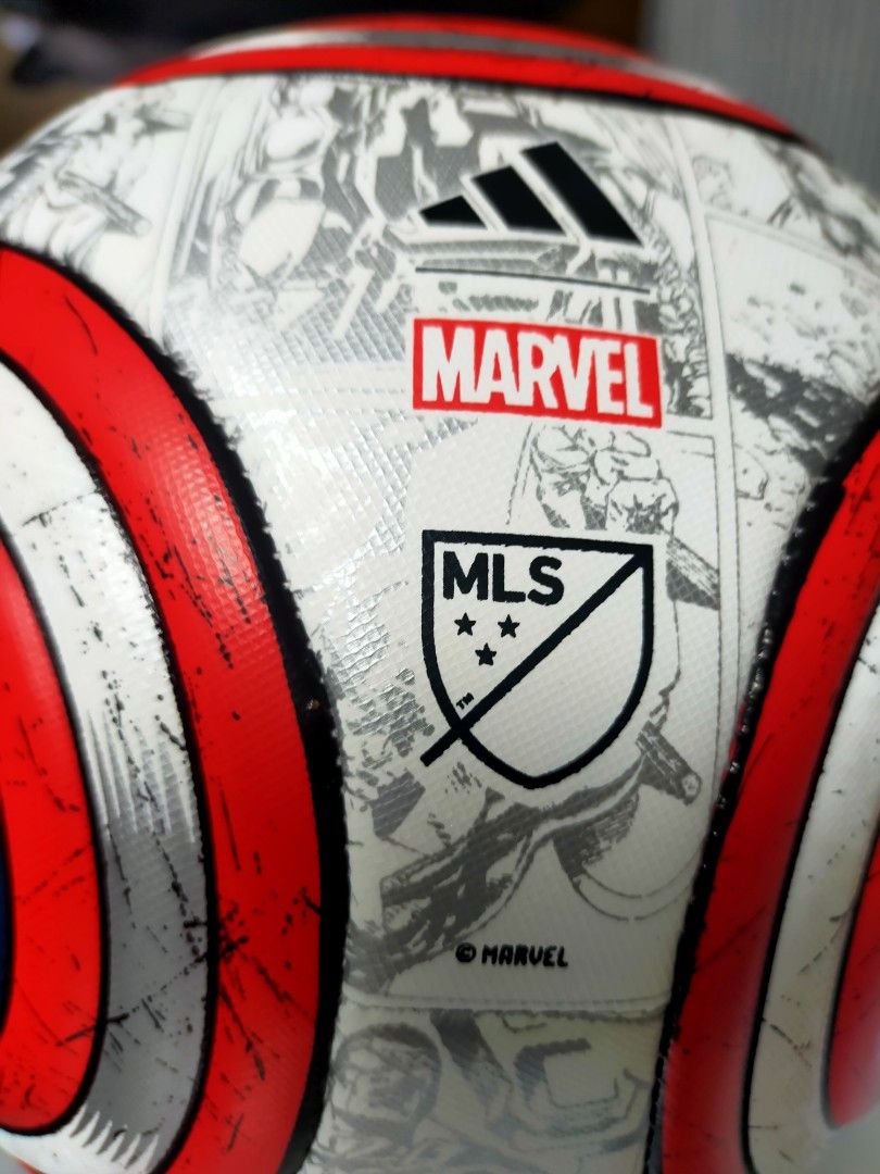 Adidas Marvel Captain America Ball Size 5, Hobbies & Toys, Toys & Games ...