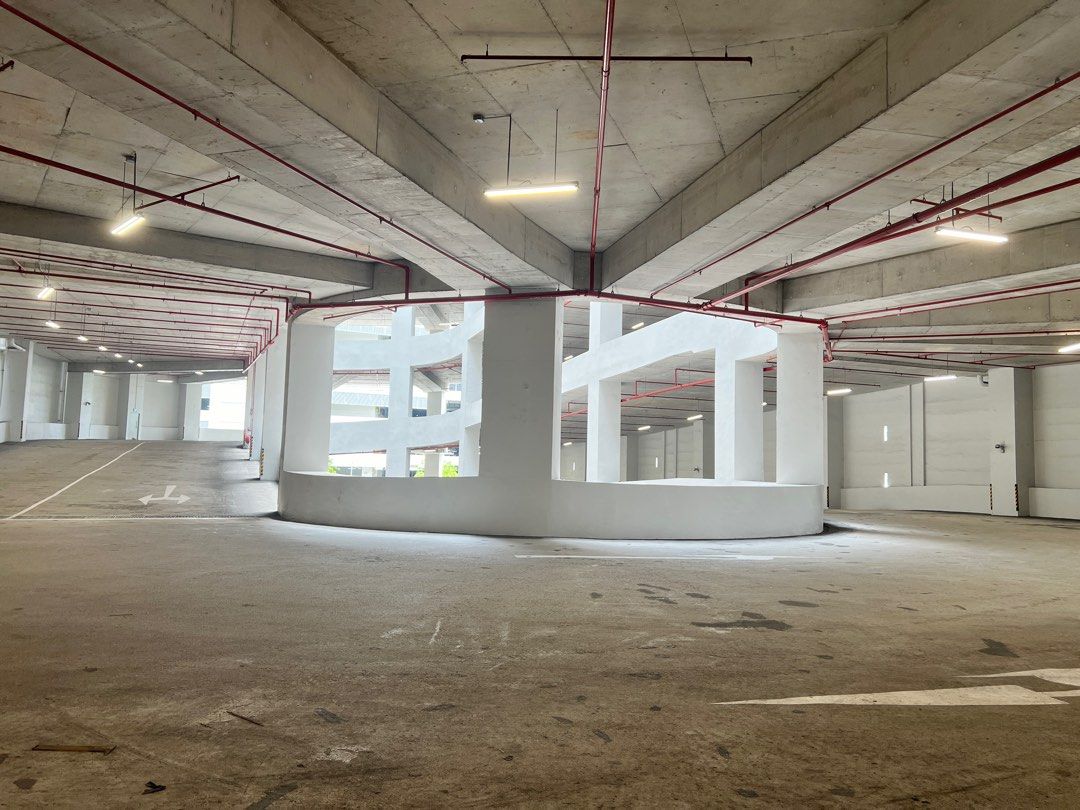 B2 ramp up, 20/40ft access,multiple units on hand!, Property, Rentals, Commercial on Carousell