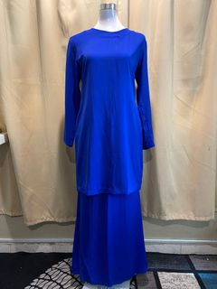 Kurung royal blue, Women's Fashion, Muslimah Fashion, Baju Kurung ...