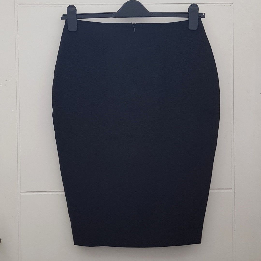 Executive Rok Span Hitam, Fesyen Wanita, Pakaian Wanita, Gaun & Rok di Carousell