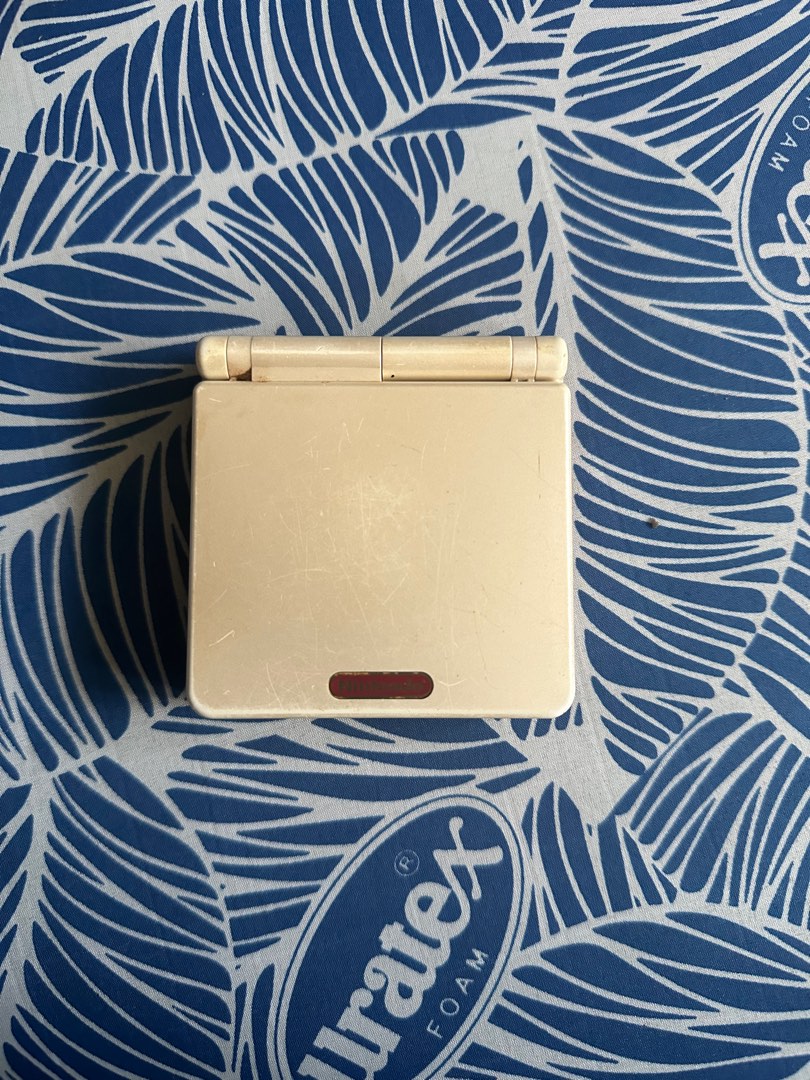 Gameboy Advance Sp 001 famicom edition, Video Gaming, Video Game ...