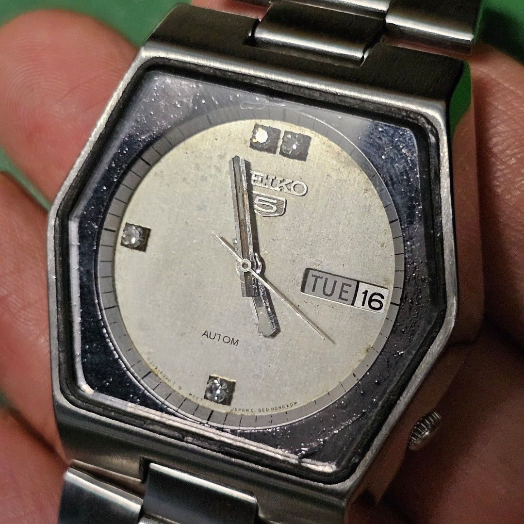 Hexagon Seiko 5 Automatic watch, Men's Fashion, Watches & Accessories ...