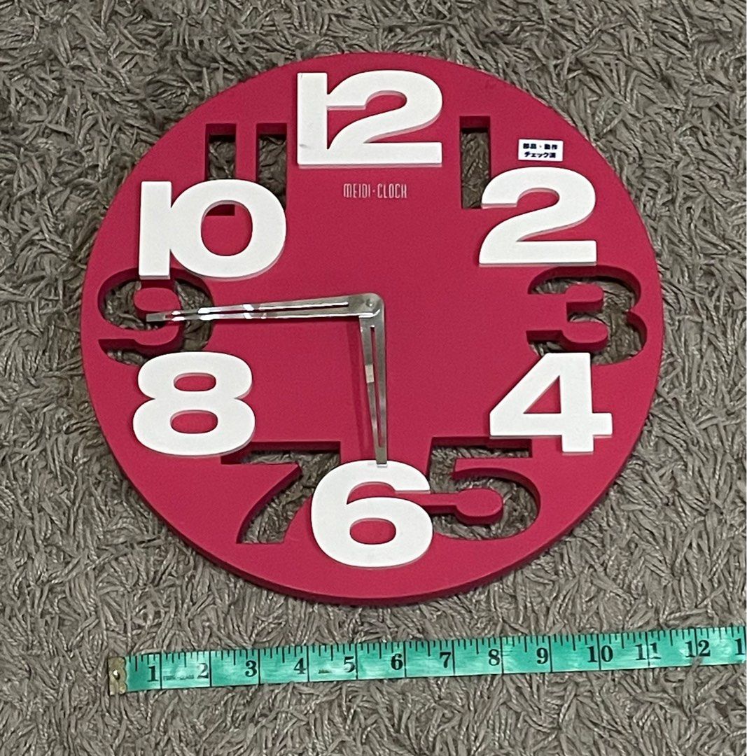 Jam Dinding, Furniture & Home Living, Home Decor, Clocks on Carousell