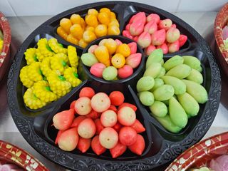 Putri salat/kuih seri muka, Dan berbagai kuih muih traditional melayu ...