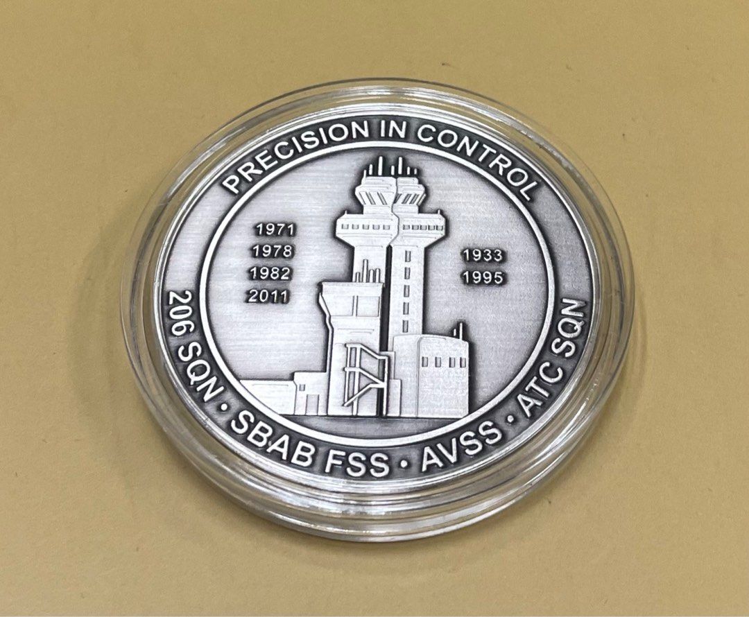 Obsolete Singapore Coin Challenge Military Medallion Badge RSAF 206 ...
