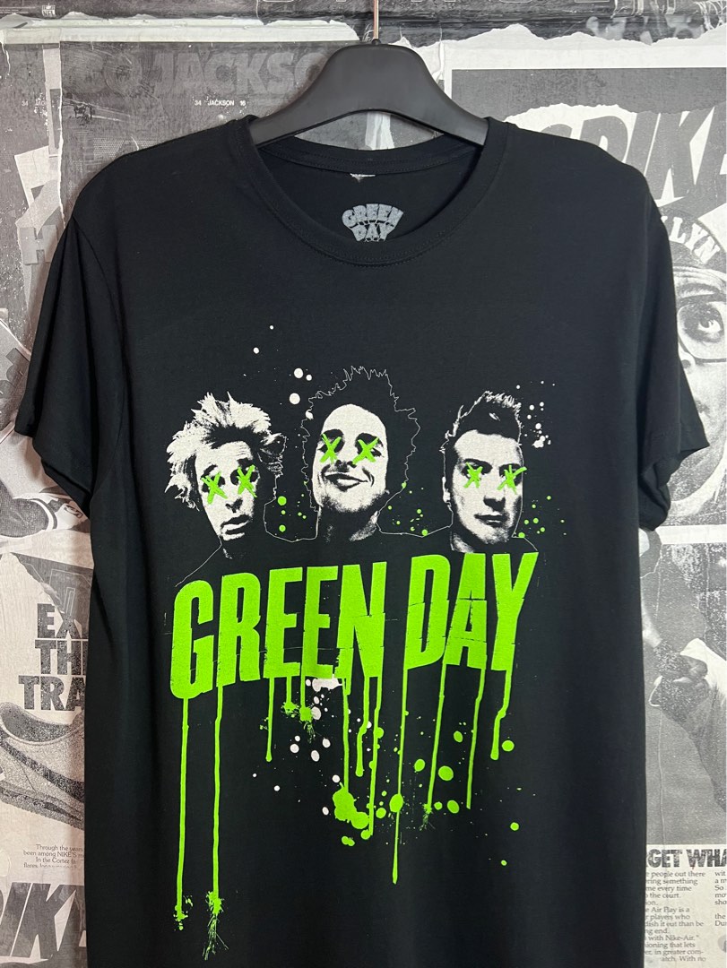 ORIGINAL GREEN DAY OFFICIAL UK BAND MERCHANDISE, Men's Fashion, Tops ...