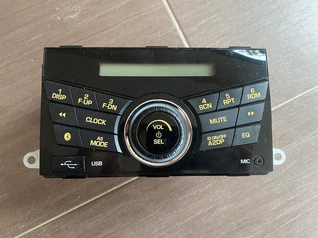 Perodua Axia Original FM Radio, Auto Accessories on Carousell