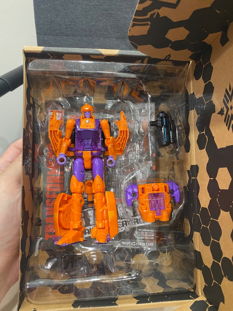 Transformers Lancer Generations Select Deluxe BIB, Hobbies & Toys, Toys ...