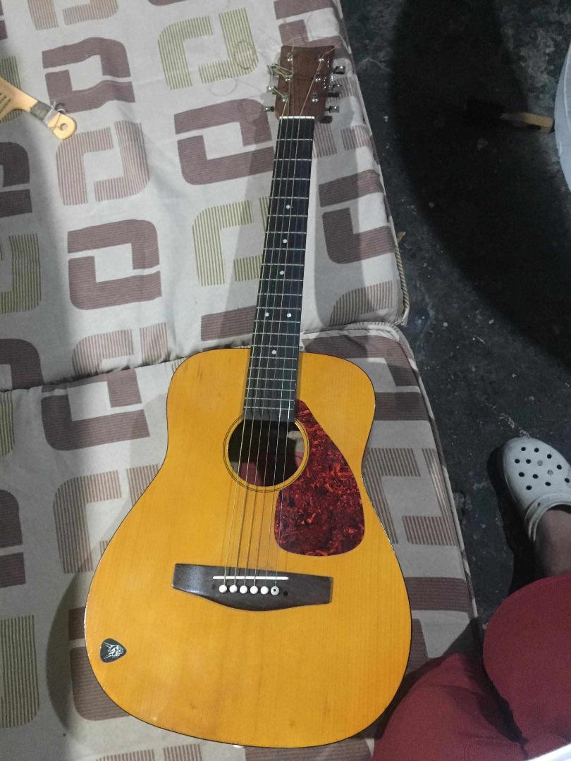 Yamaha FG-Junior JR-1 RED LABEL MADE in INDONESIA, Hobbies & Toys ...