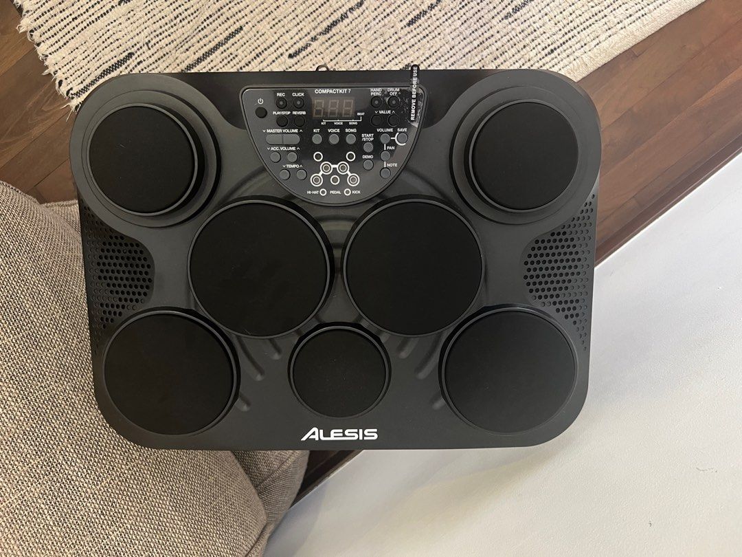 Alesis Compactkit 7 with Stand, Hobbies & Toys, Music & Media, Musical ...