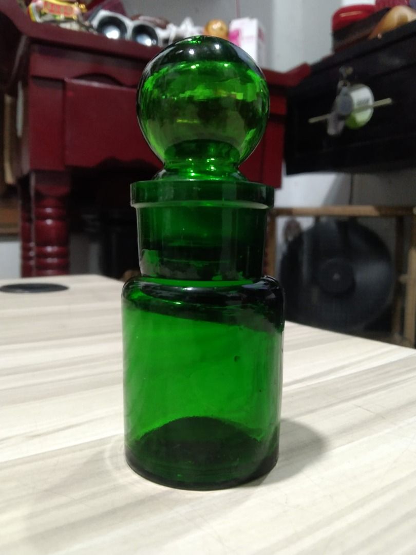 Botol Hijau Polos, Antik, Pajangan di Carousell