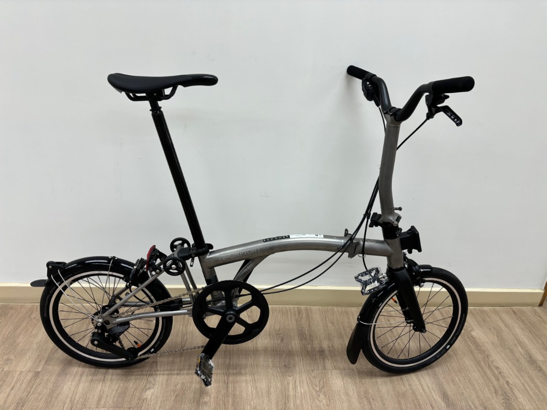 全新BROMPTON T LINE / M把 / 4速, 運動產品, 單車及配件, 單車 - Carousell