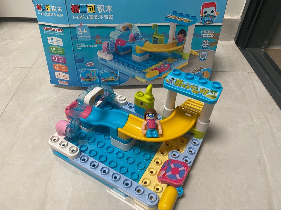 Building Blocks - Waterpark, Hobbies & Toys, Toys & Games on Carousell
