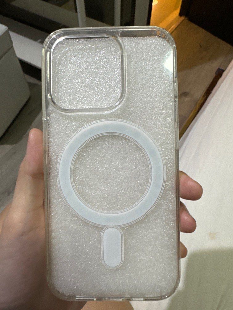 CASING IPHONE 15 PRO, Elektronik, Lainnya di Carousell