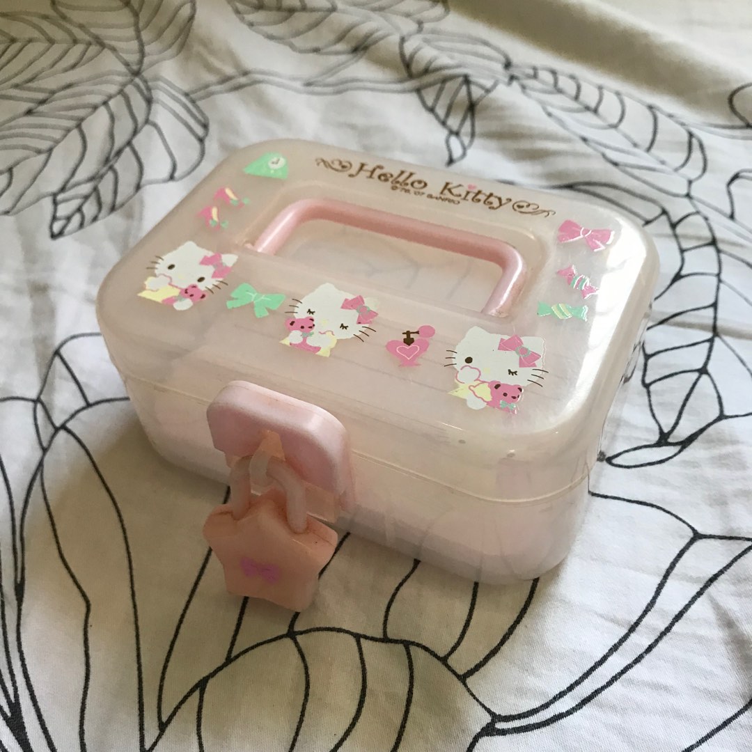 Hello Kitty Box with Stationary Paper, Hobbies & Toys, Stationary ...