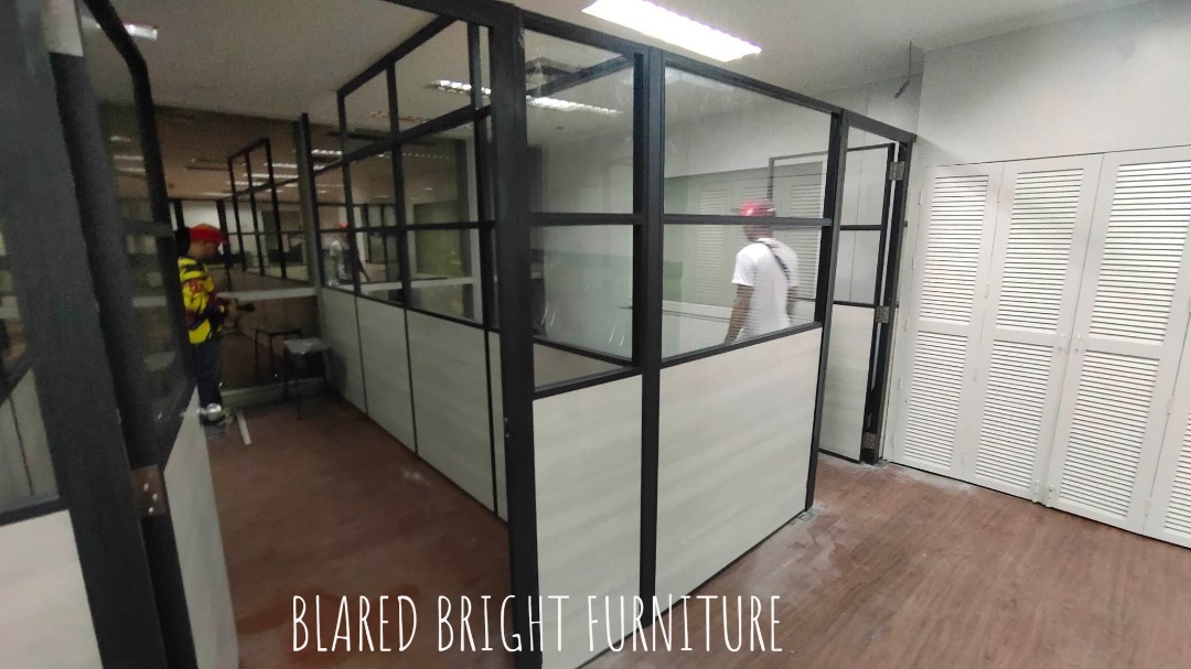 HIGH PARTITION II GLASS AND LAMINATED W/ FRAME ; OFFICE FURNITURE ...