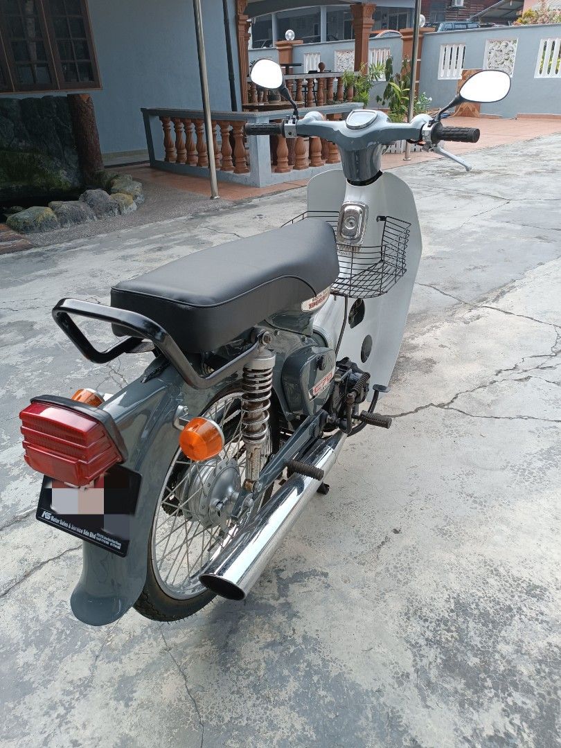 Honda bulat C70 1972 vintage motorcycle, Motorbikes on Carousell