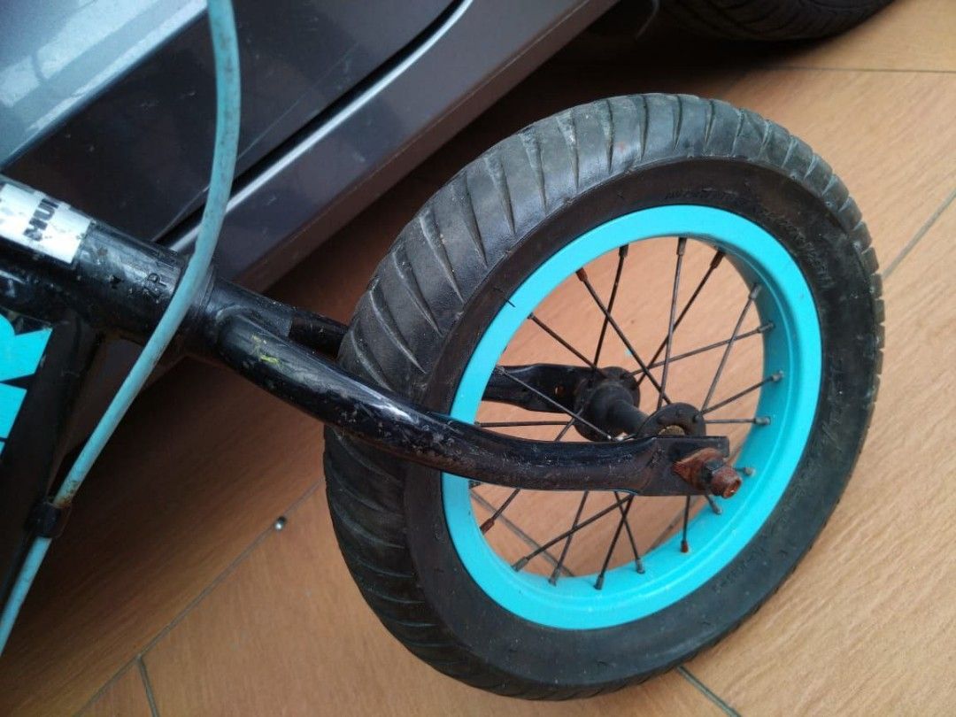 Hummer balance bike with brake, Sports Equipment, Bicycles & Parts ...