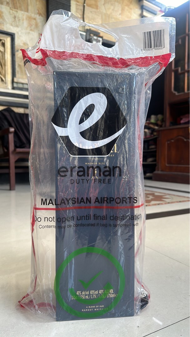 Johnnie walker blue label (1.75L), Makanan & Minuman, Minuman Tidak ...