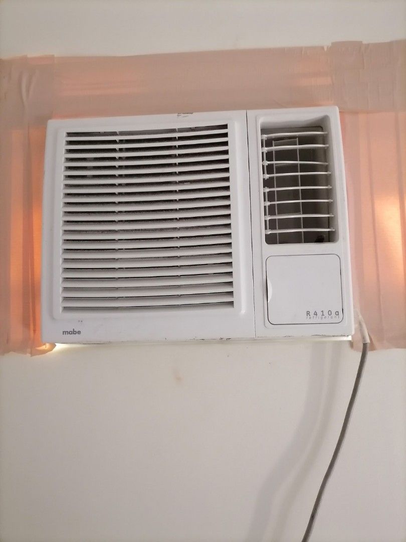 Mabe Window type Aircon 1hp, TV & Home Appliances, Air Conditioning and ...