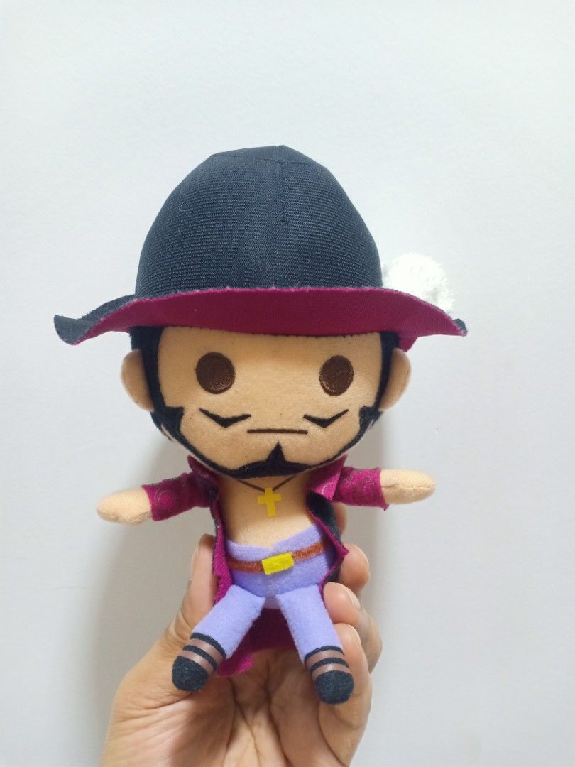 Mihawk - one piece, Hobbies & Toys, Toys & Games on Carousell