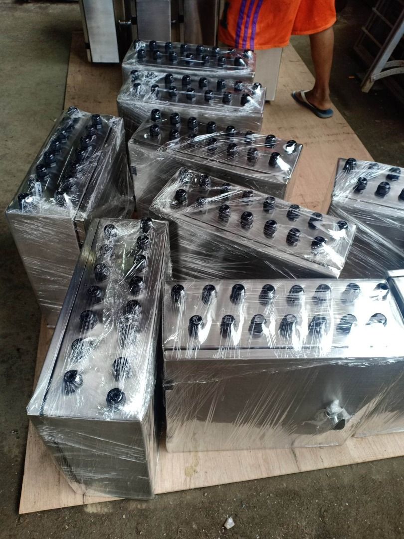 Panelboard fabrication Nema enclosures electrical, Commercial ...