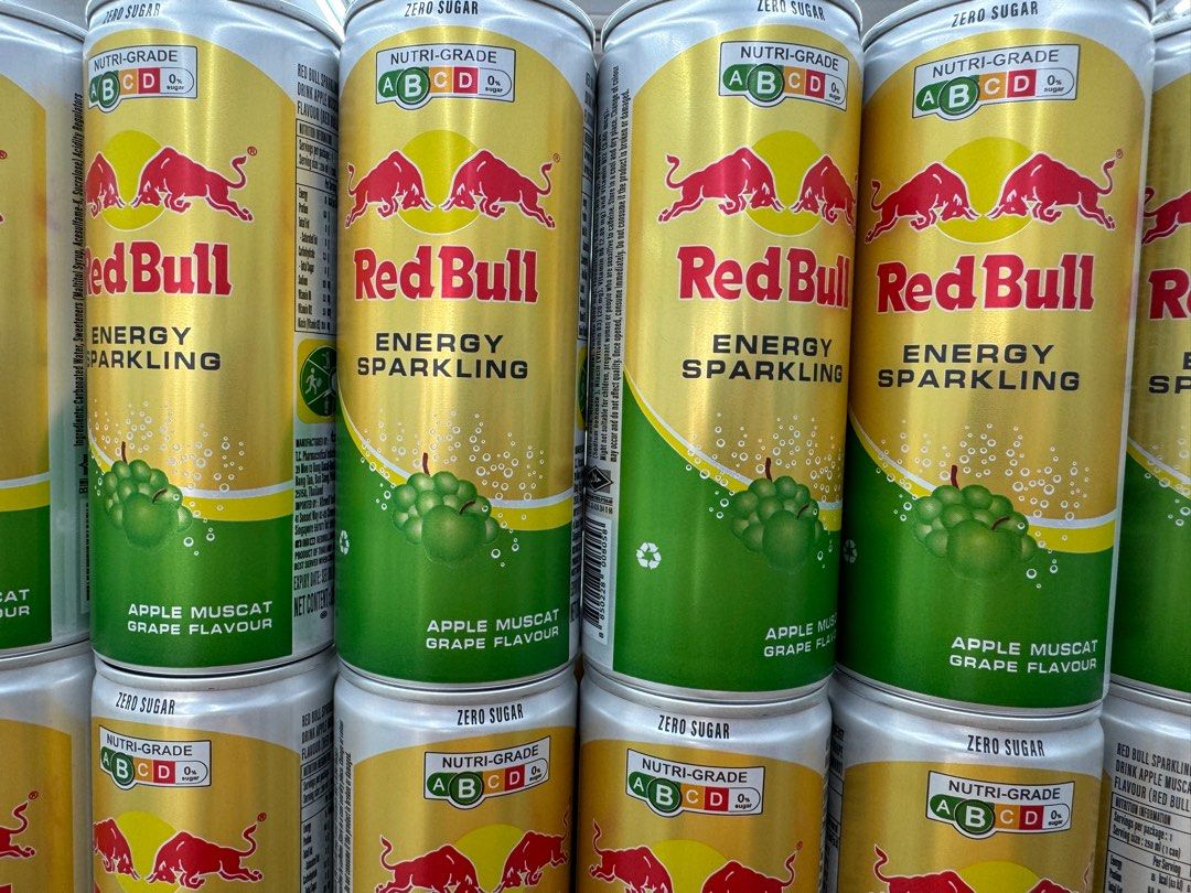 REDBULL carton 24 cans sparkling apple muscat grape can drinks, Food ...