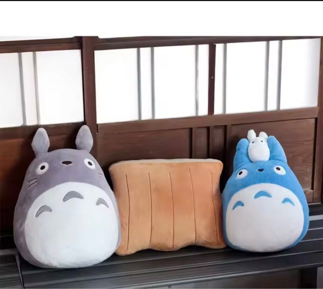 ORIGINAL STUDIO GHIBLI X MY NEIGHBOUR TOTORO CUSHION SOFA, Hobbies ...