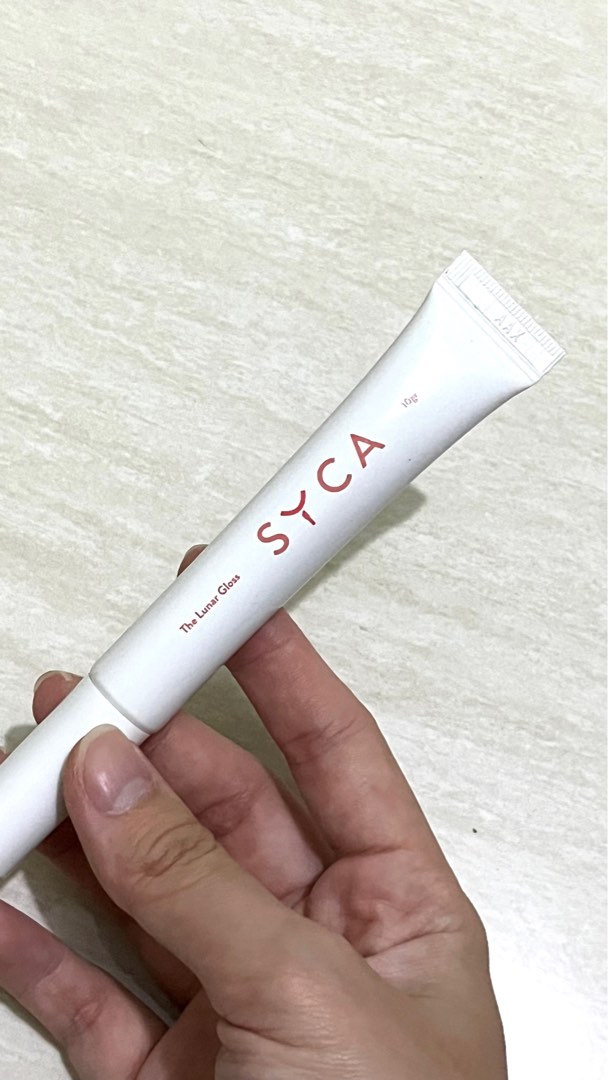 SYCA The Lunar Gloss, Kesehatan & Kecantikan, Rias Wajah di Carousell