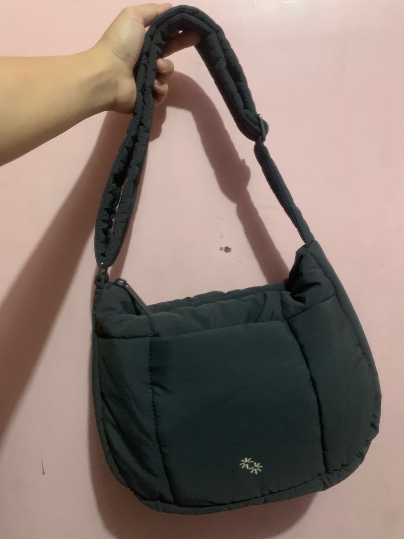 TPB Spade Puffer Swing, Women's Fashion, Bags & Wallets, Shoulder Bags ...
