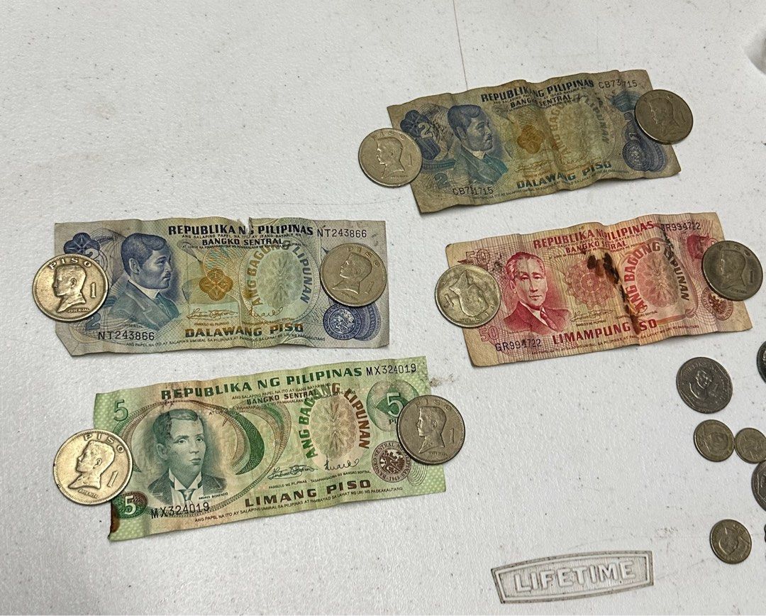 1949 Philippine Bills (2,5,50) pesos, Hobbies & Toys, Memorabilia ...