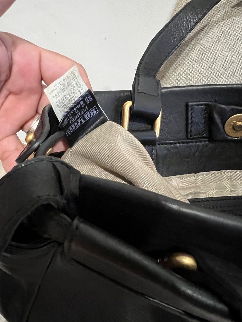 Beanpole Two way Peekaboo design bag, Luxury, Bags & Wallets on Carousell