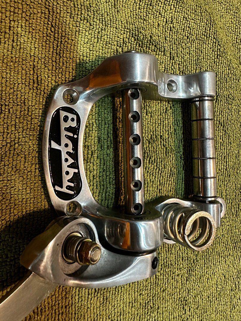 Bigsby B5 bridge with Vibramate & Callaham parts, Hobbies & Toys, Music ...