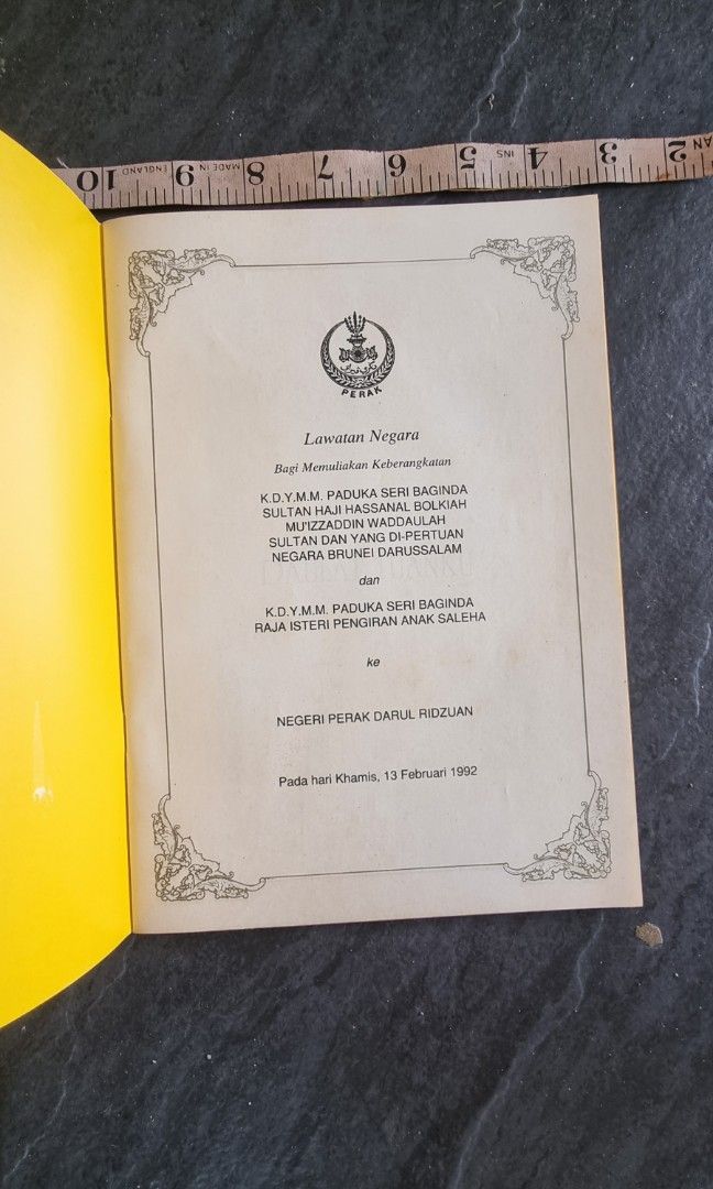 Buku Istiadat Persandingan Diraja dan Lawatan Negara Original Perak ...