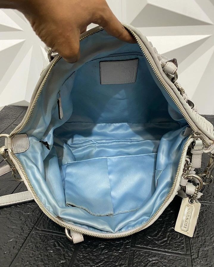 COACH FULL KULIT ASLI, Fesyen Wanita, Tas & Dompet di Carousell