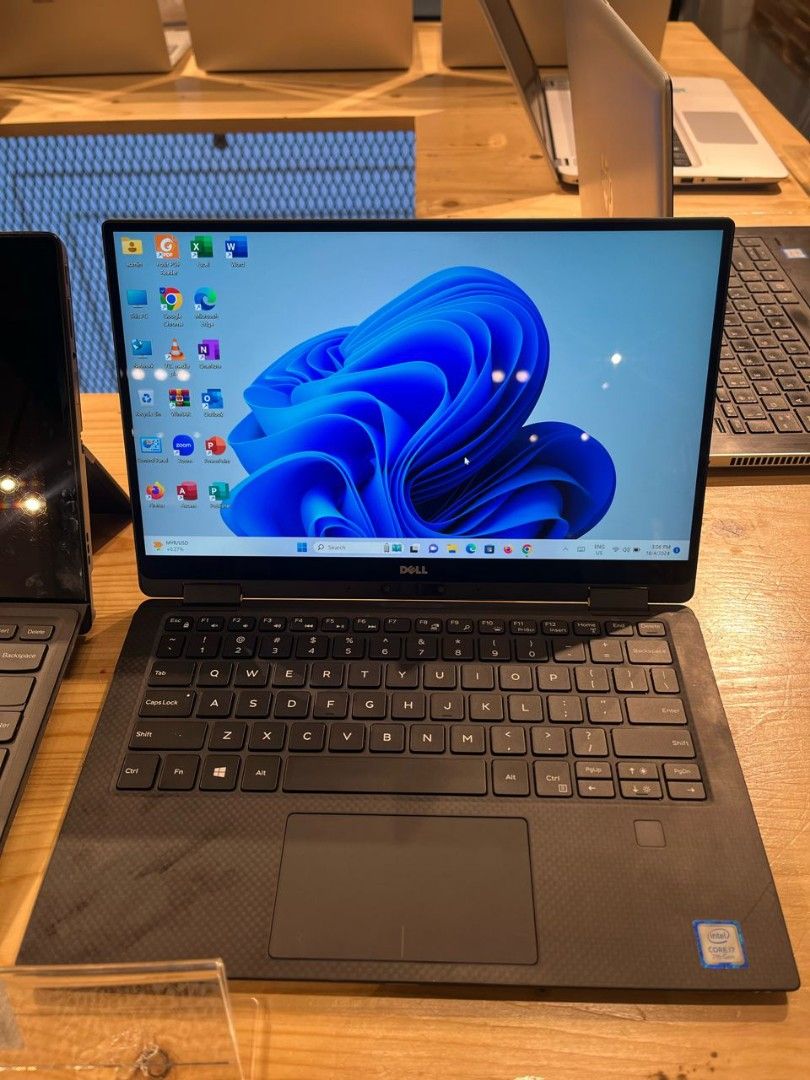 Dell XPS P71G Black i7-7th gen 16/512 ( DISPLAY UNIT + TOUCHSCREEN ...