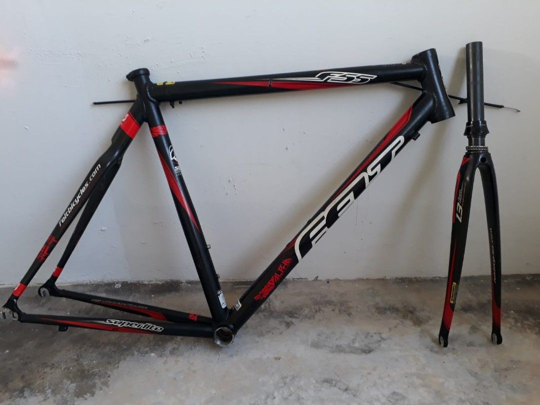 Felt Road Bike Frame USA, Sports Equipment, Bicycles & Parts, Bicycles ...