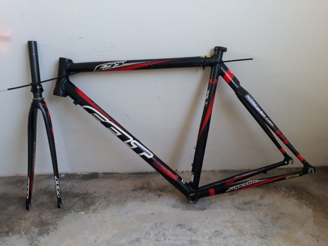 Felt Road Bike Frame USA, Sports Equipment, Bicycles & Parts, Bicycles ...