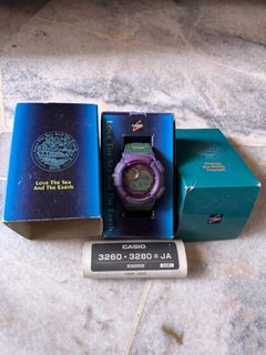 Casio gshock aw582 donut glossy red, Men's Fashion, Watches ...