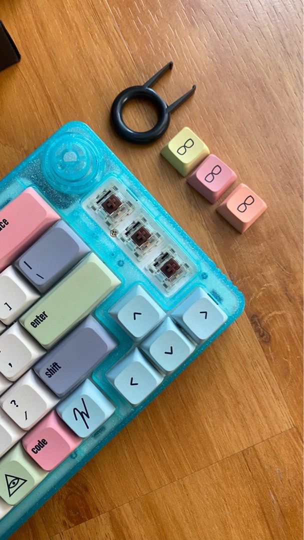 Mechanical keyboard ORBITER67 - PRESSPLAY, Elektronik, Bagian Komputer ...