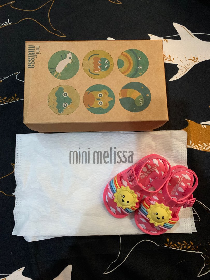 Mini melissa Original US 5, Babies & Kids, Babies & Kids Fashion on ...
