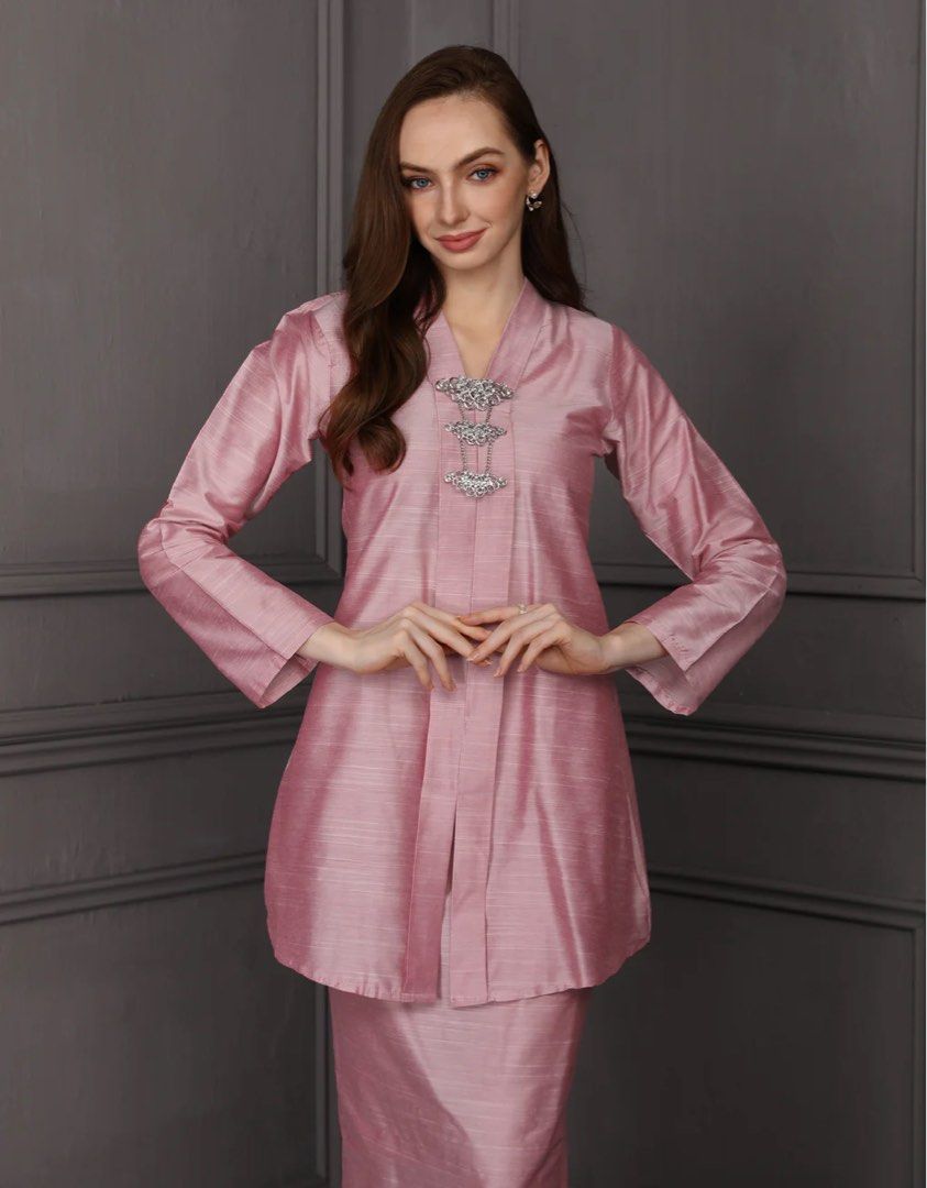 NEW KEBAYA FREE SELENDANG, Women's Fashion, Muslimah Fashion, Baju ...