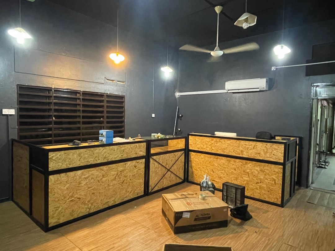 Rak Cabinet Kedai, Furniture & Home Living, Furniture, Shelves ...