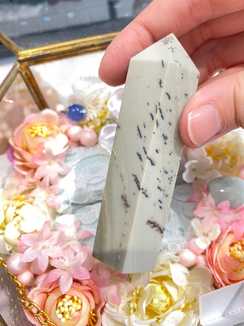 Rare Dendritic Jade Tower Obelisk Point, Women's Fashion, Jewelry ...