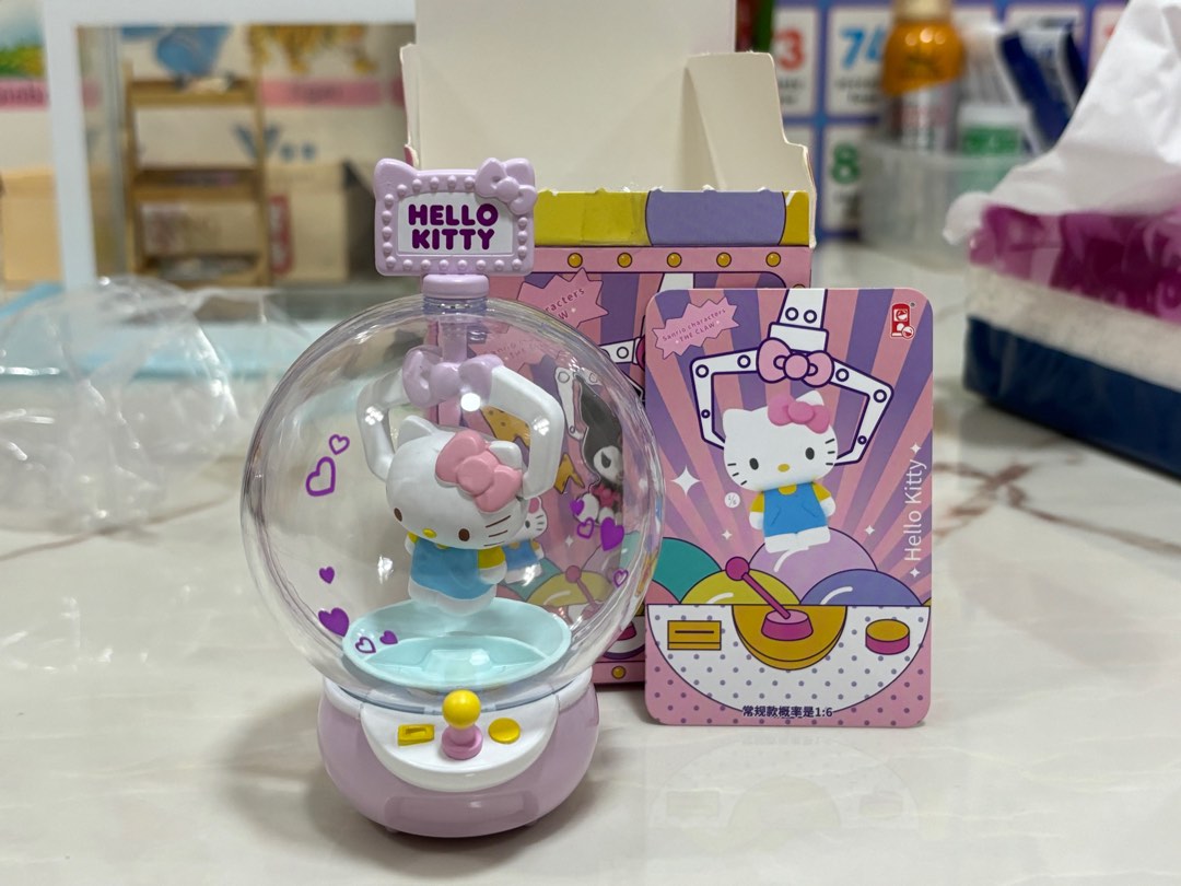 Sanrio claw machine hello kitty, Hobbies & Toys, Toys & Games on Carousell