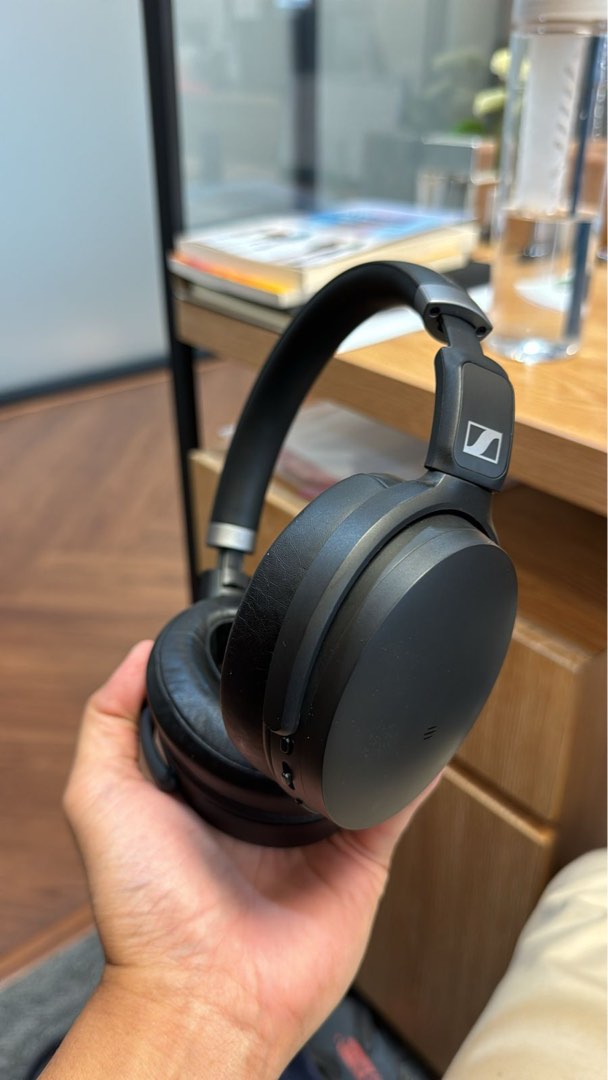 Sennheiser HD 450 BT Wireless Headphones - Black, Elektronik, Audio di Carousell