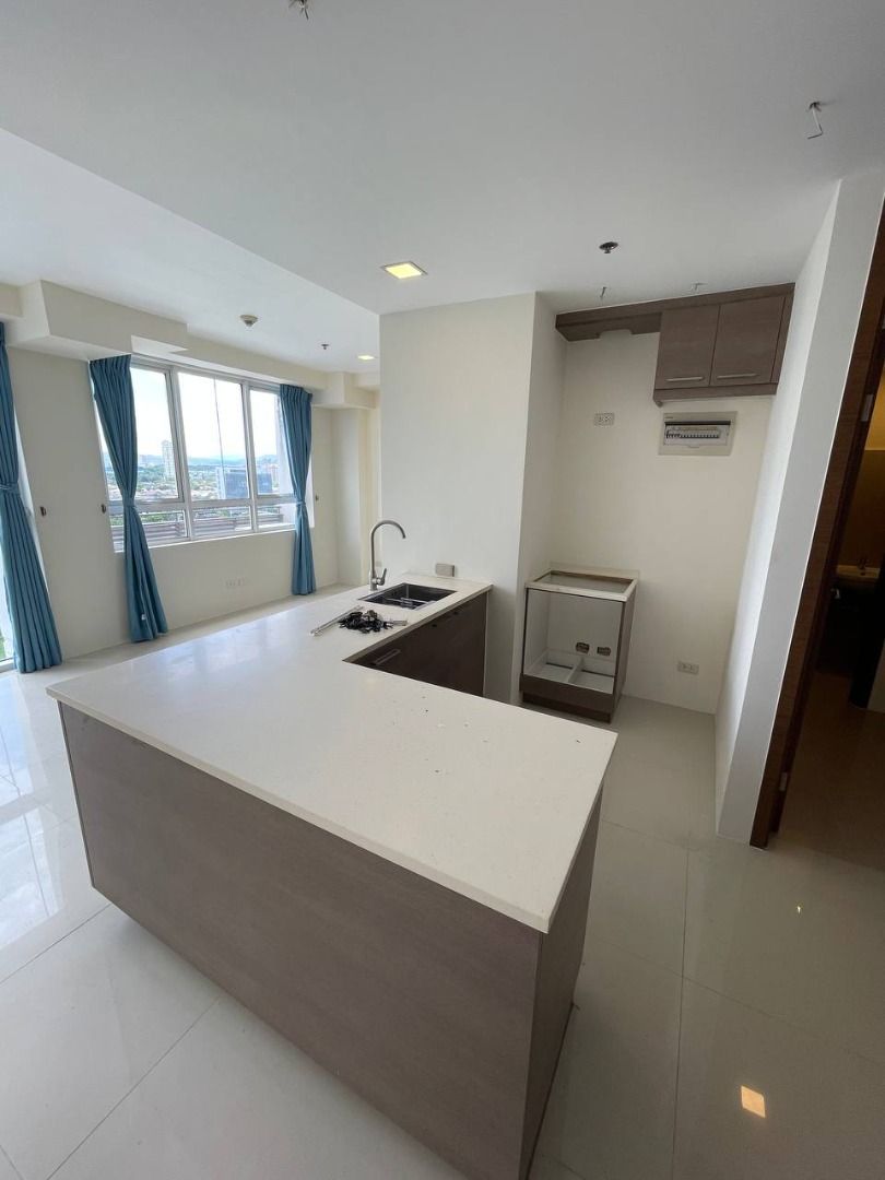 RARE RENTAL IN FRONT OF XAVIER SCHOOL 2 BR Loft at 81 Xavier Residences ...