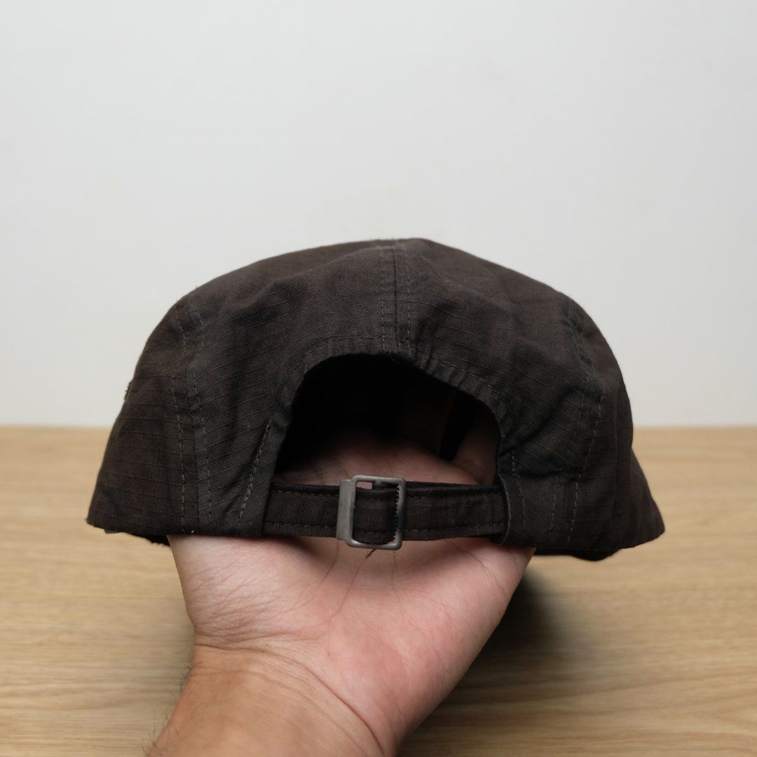 Uniform Bridge 5 Panel Cap, Fesyen Pria, Aksesoris, Topi di Carousell