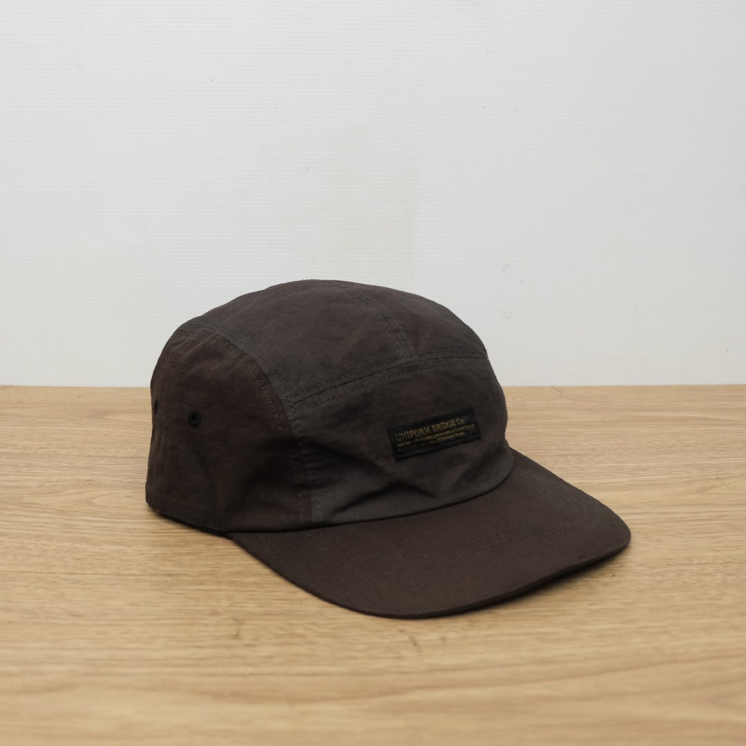Uniform Bridge 5 Panel Cap, Fesyen Pria, Aksesoris, Topi di Carousell