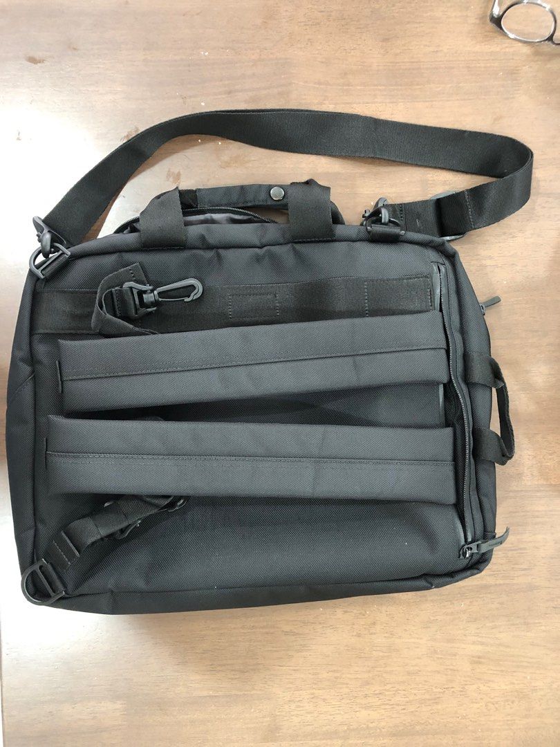 Uniqlo briefcase 3 in 1 bag, Men's Fashion, Bags, Briefcases on Carousell